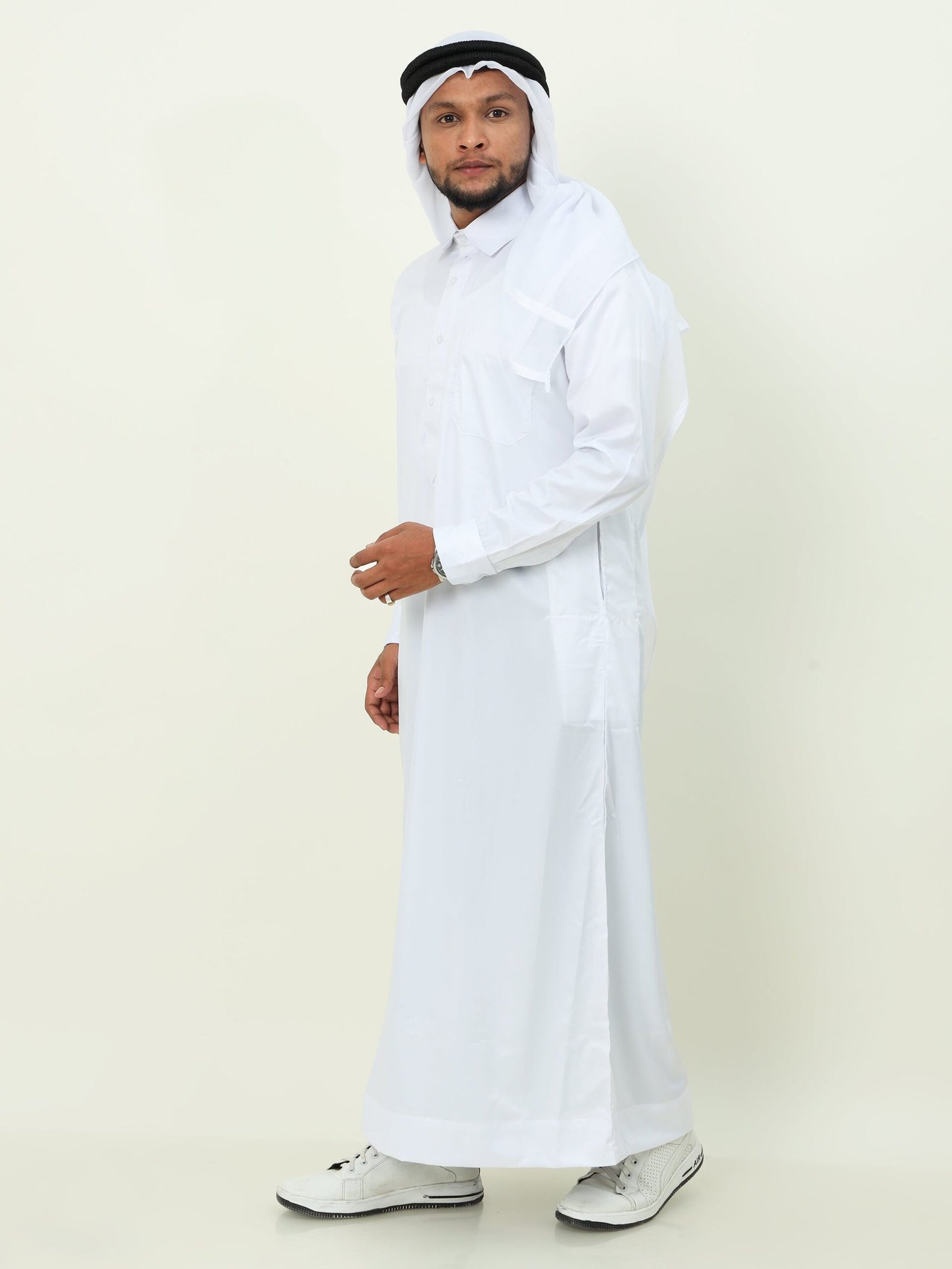 Pure White Saudi Thobe – Islamite Store