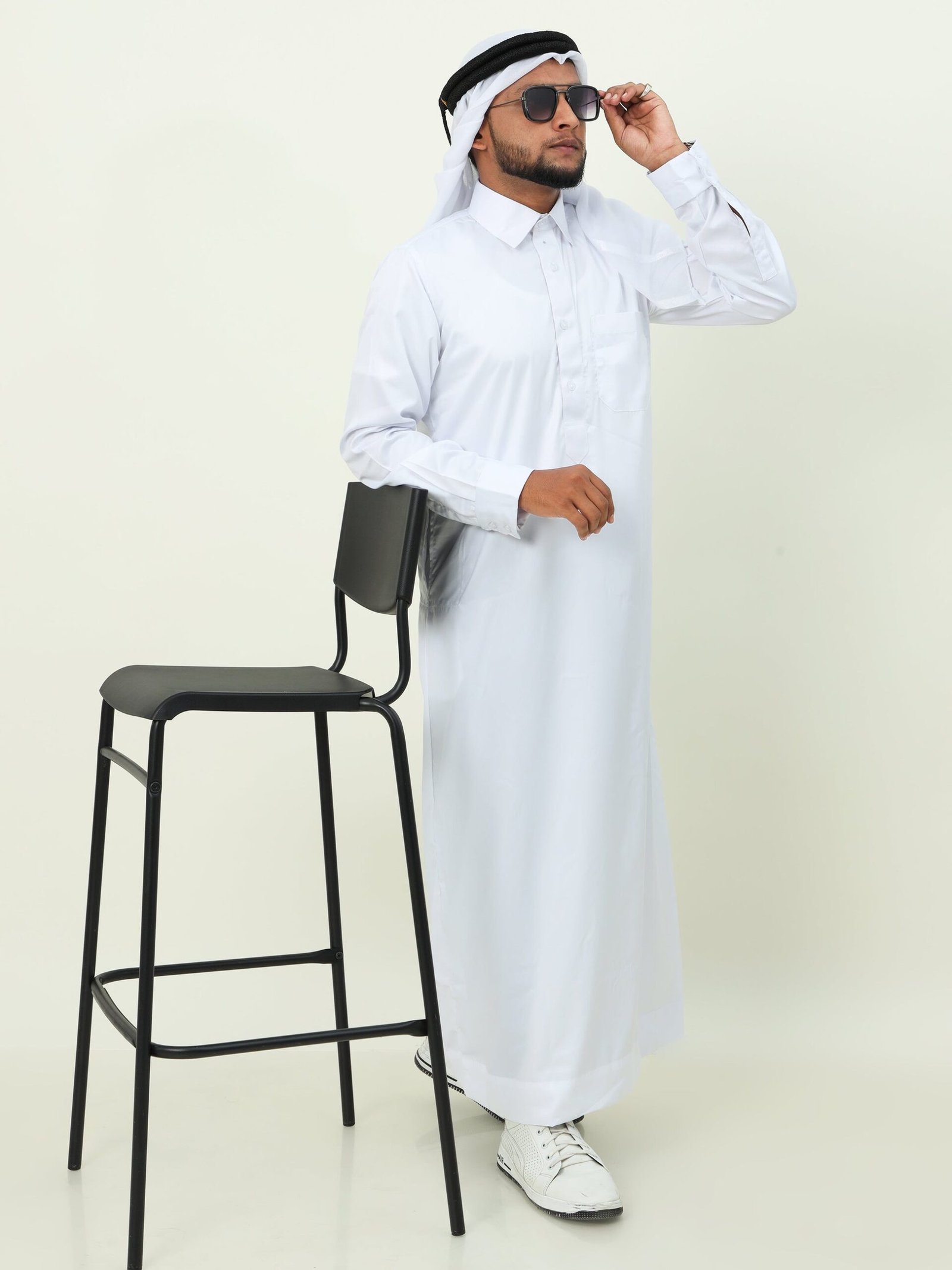 Pure White Saudi Thobe – Islamite Store